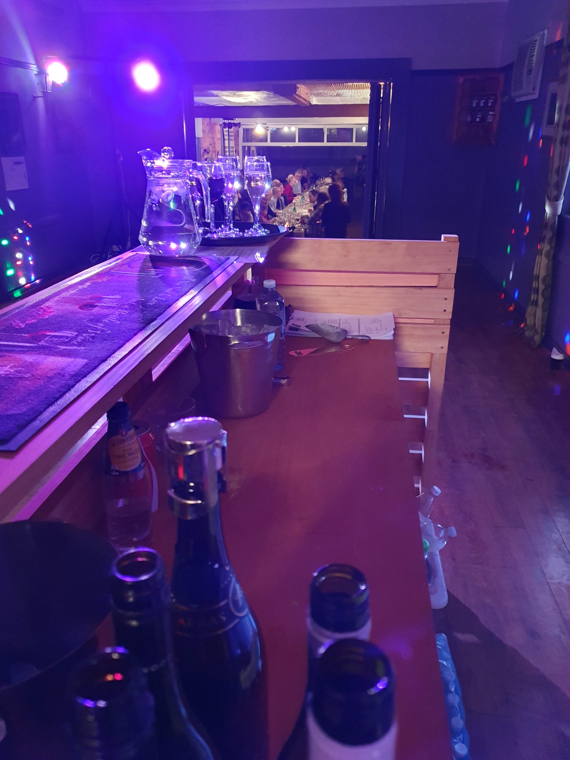 Mobile Bar Hire | Cocktail Bars | Cash Bars | BYO Bars | Mobile Beverages